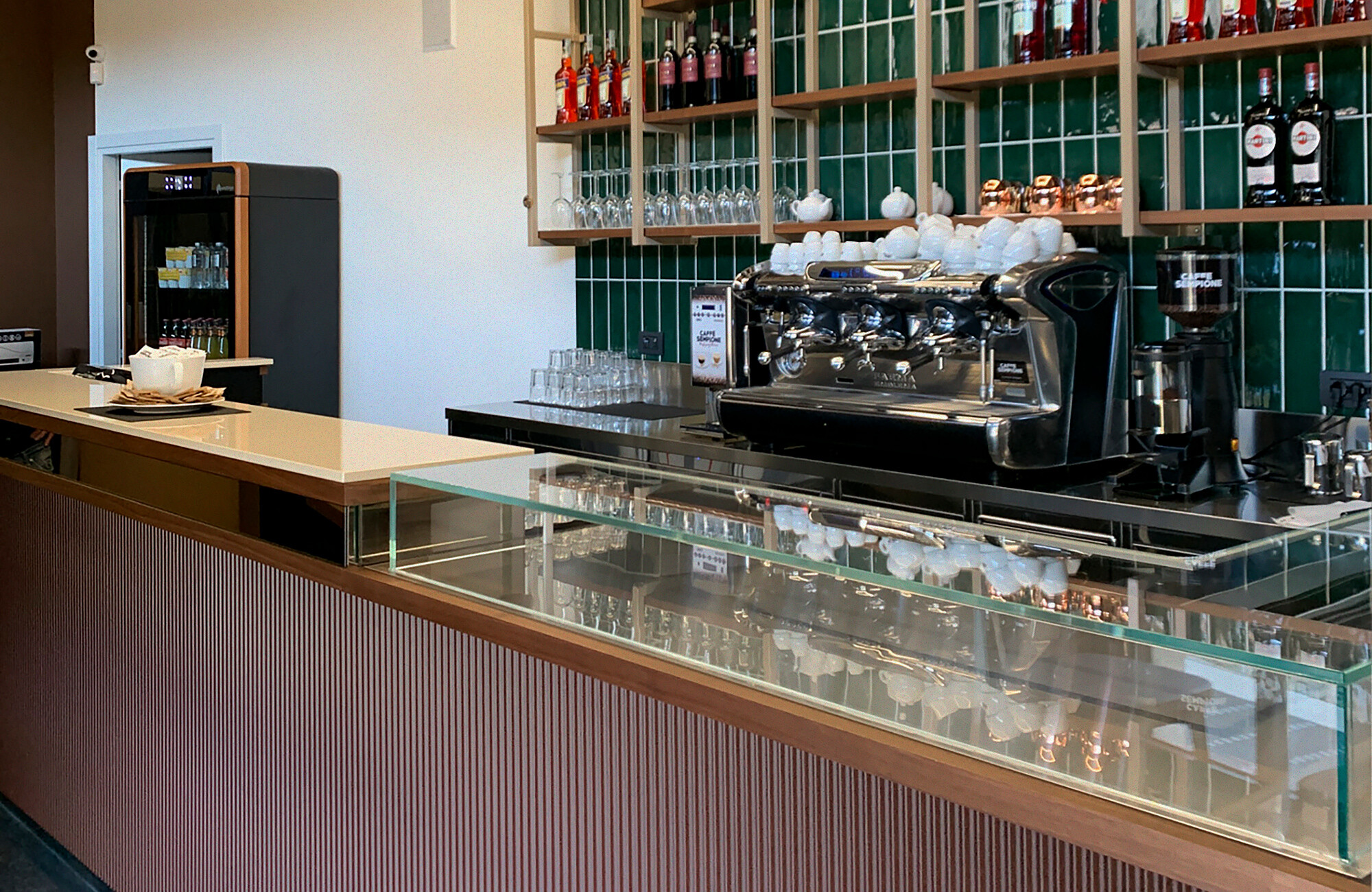 Modigliani Bar Setting in Canegrate